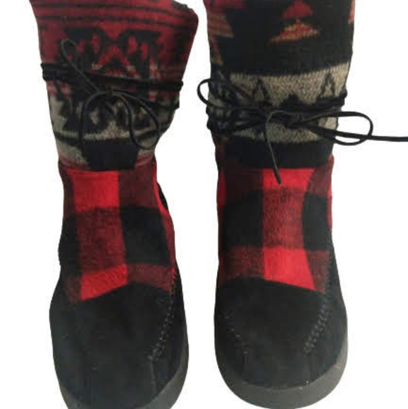 Madden Girl | Shoes | Aztec Buffalo Red Plaid Boots Sherpa Fleece Suede ...